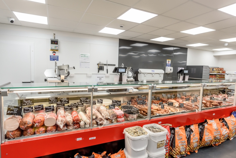 Lucrator comercial-Supermarket romanesc