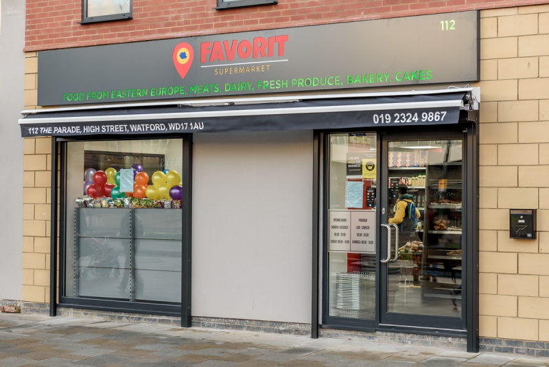 Lucrator comercial-Supermarket romanesc